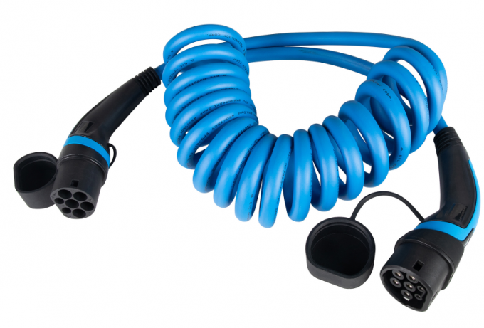 16A 480V 3 Phase 11kW Coiled EV Charging Cable type 2 to type 2 IEC 62196