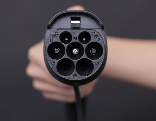 GB / T Standard EV Charging Socket 16A 250V EV Charging Connectors