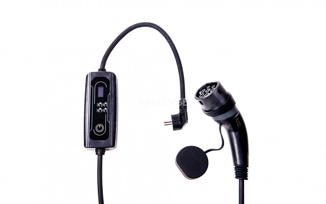 Type 2 Schuko 16A EV Fast Charger 110V - 240V AC 3.6KW Touchable