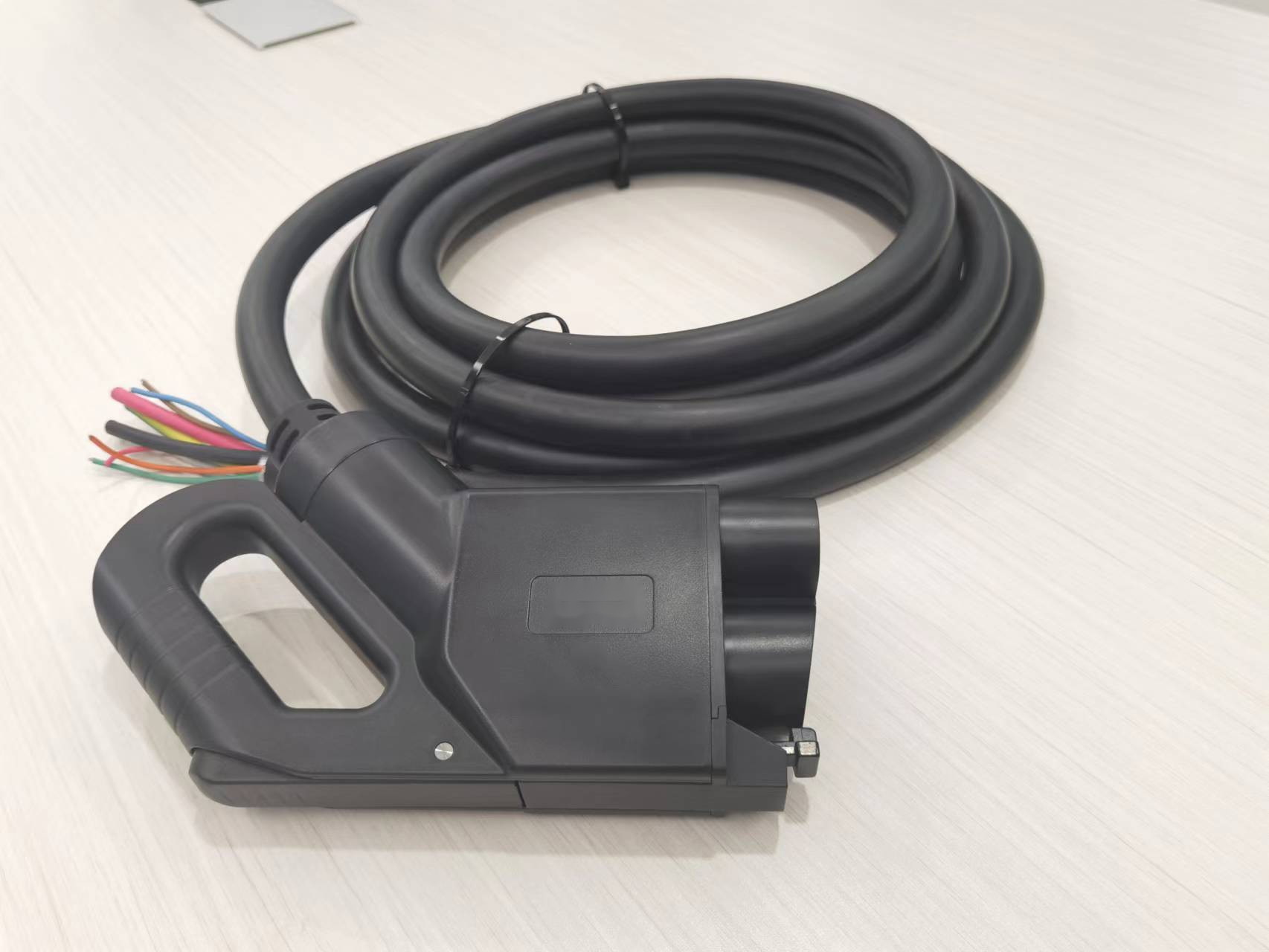 65A 1000V CCS Combo Charger UL EV Charger Connector Flame Retardant Grade